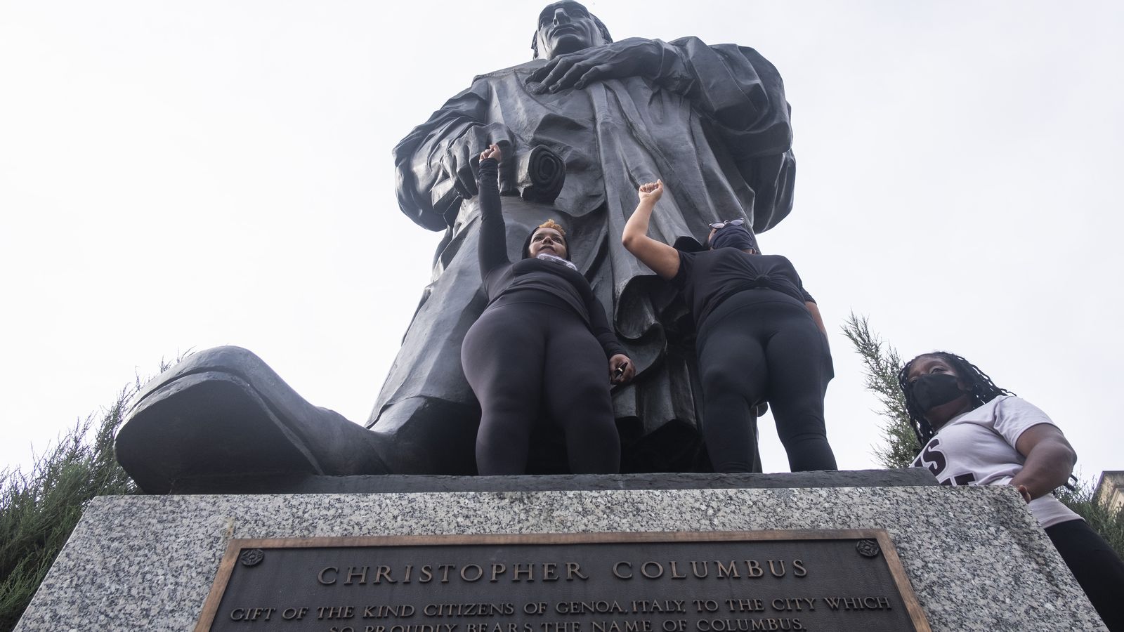 Controversial Columbus statue may go back up in Columbus, Ohio - Axios ...