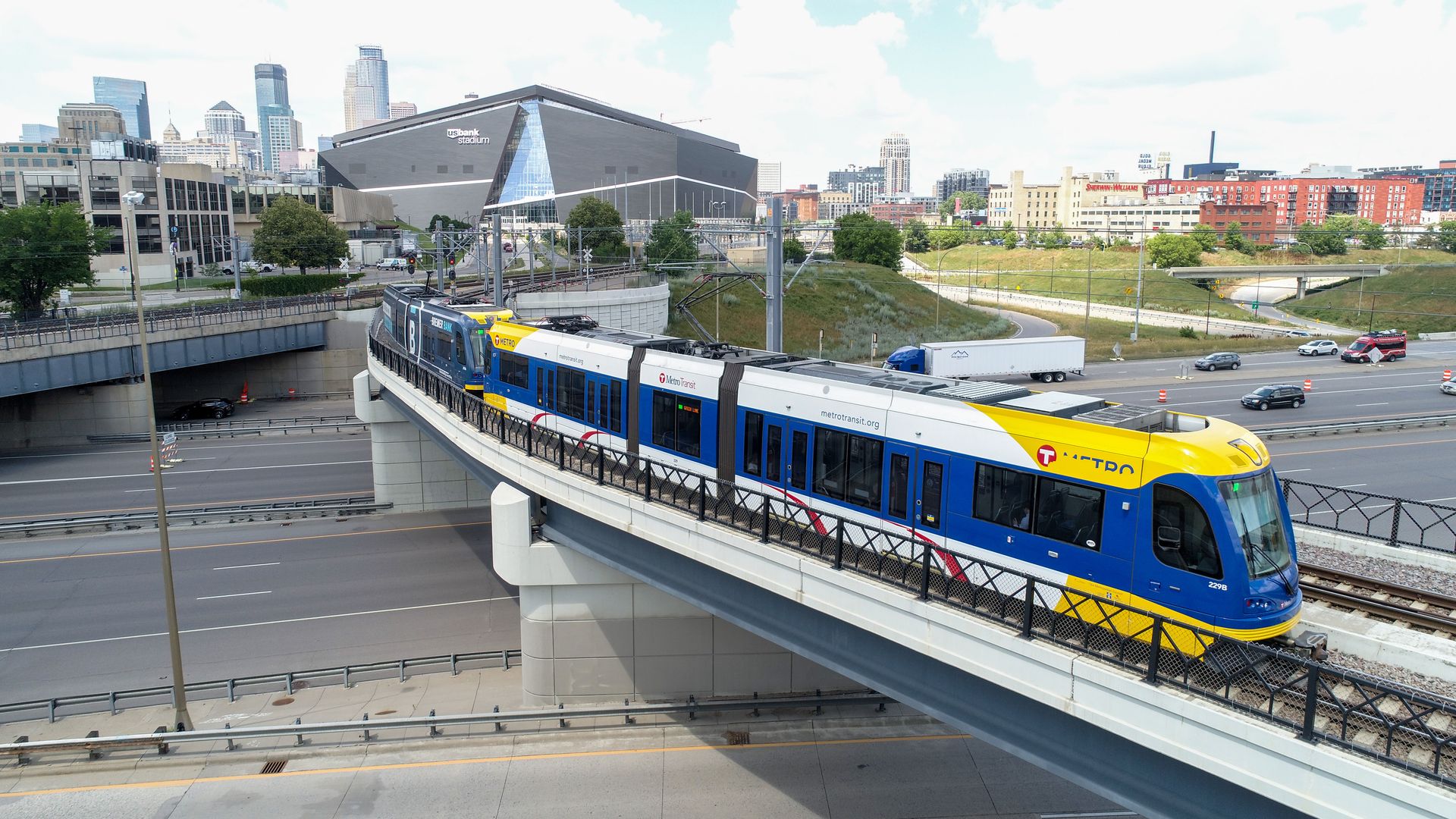 Light Rail Train SacRT Plans To Add New, More Accessible Trains,