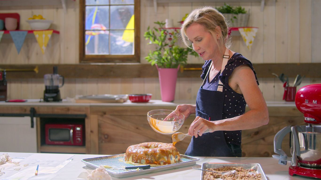 Des Moines pastry master competes for $100K Netflix prize - Axios Des ...