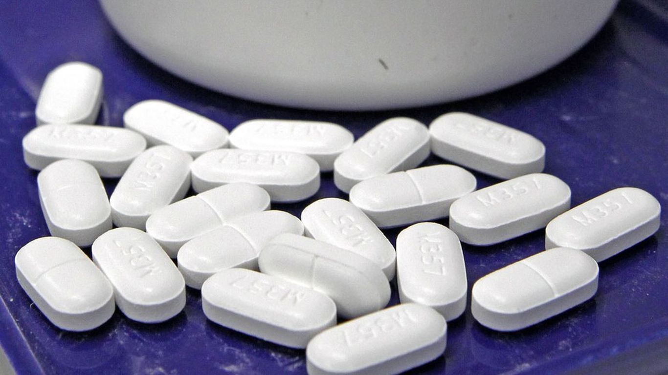 Ibuprofen revival as surgery doctors turn on opioids