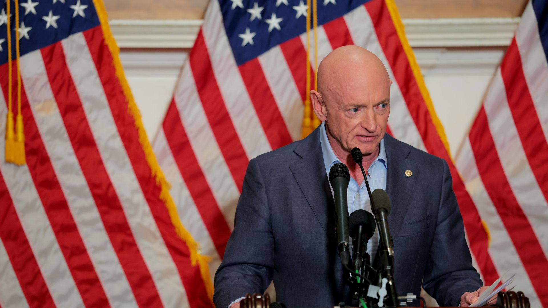 Sen. Mark Kelly: Americans worried about affordability, not AI race