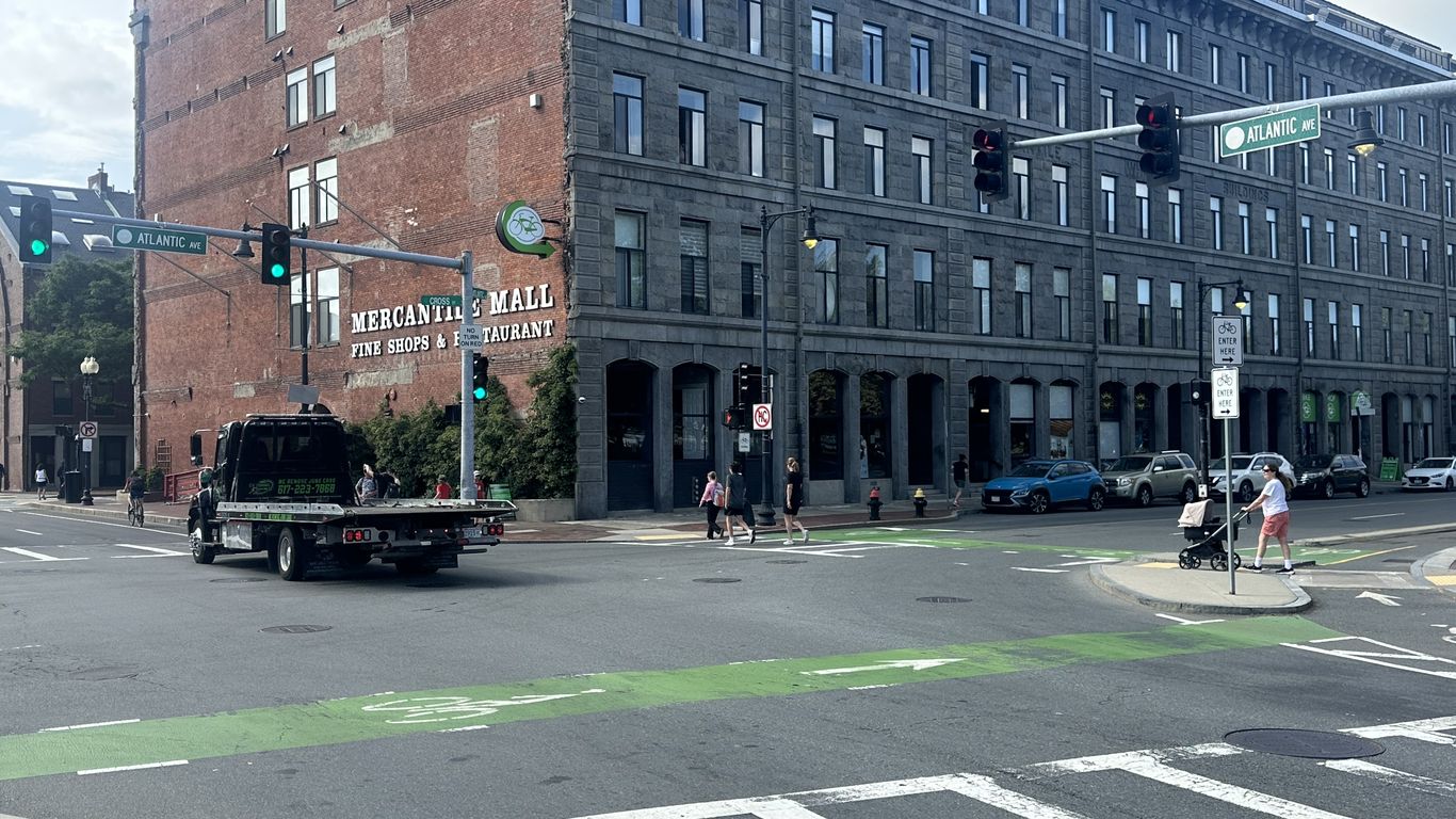Boston tackles traffic by optimizing streetlights with Google - Axios ...