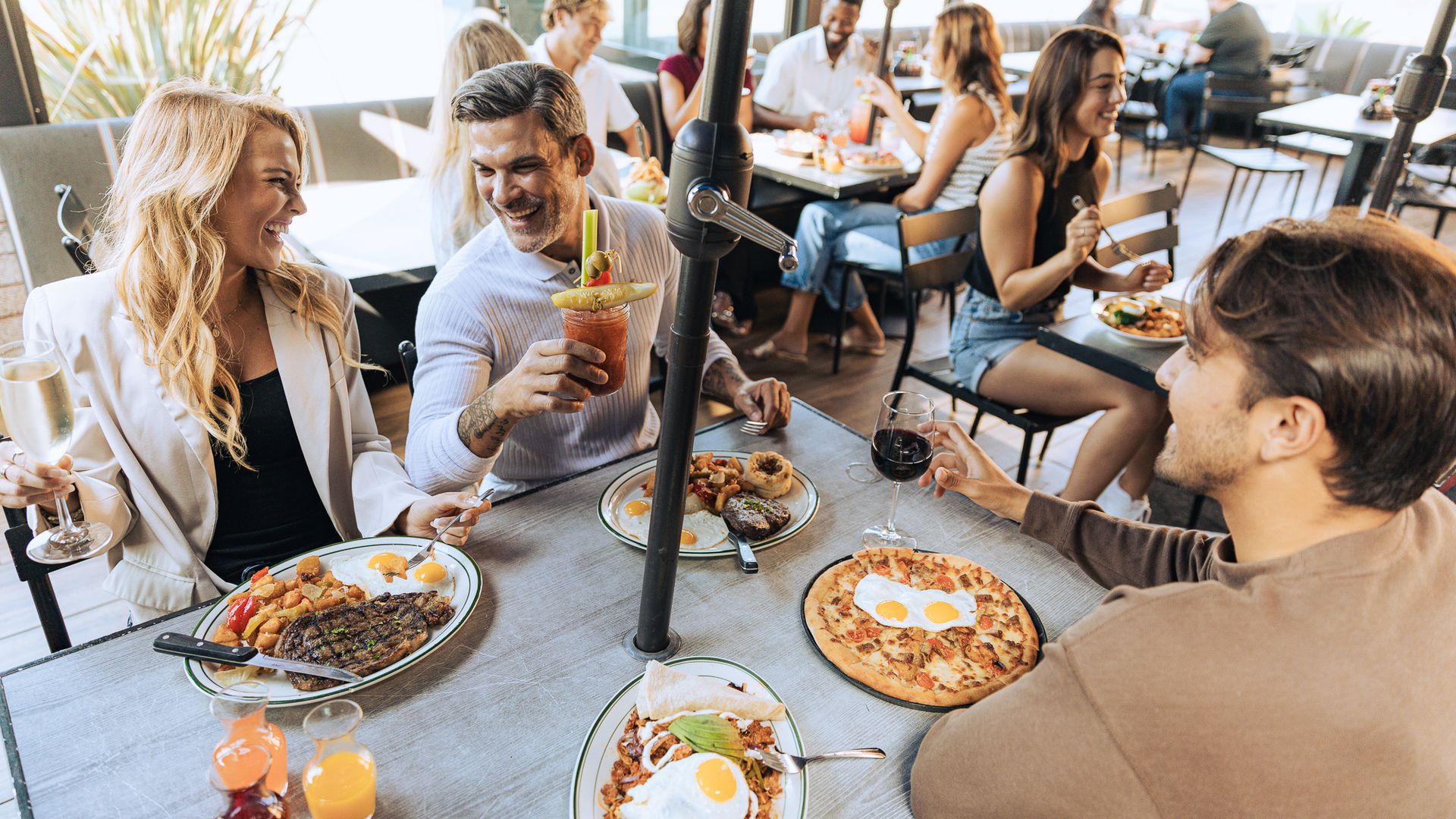 Mama's Comfort Food & Cocktails coming soon to Park Road Shopping Center - Axios Charlotte