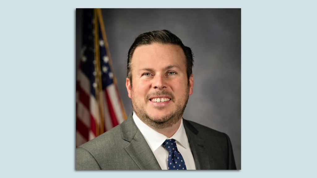 State Rep. Kevin Boyle caught on video in bar outburst - Axios Philadelphia