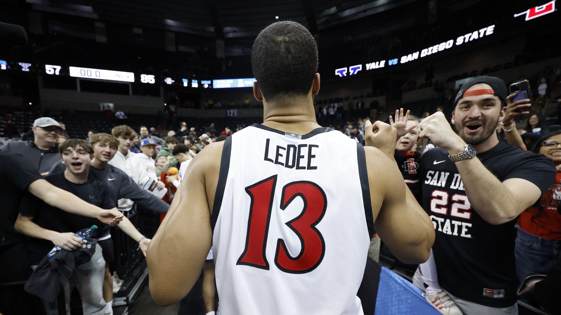 Aztecs reach Sweet 16 with blowout win over Yale - Axios San Diego