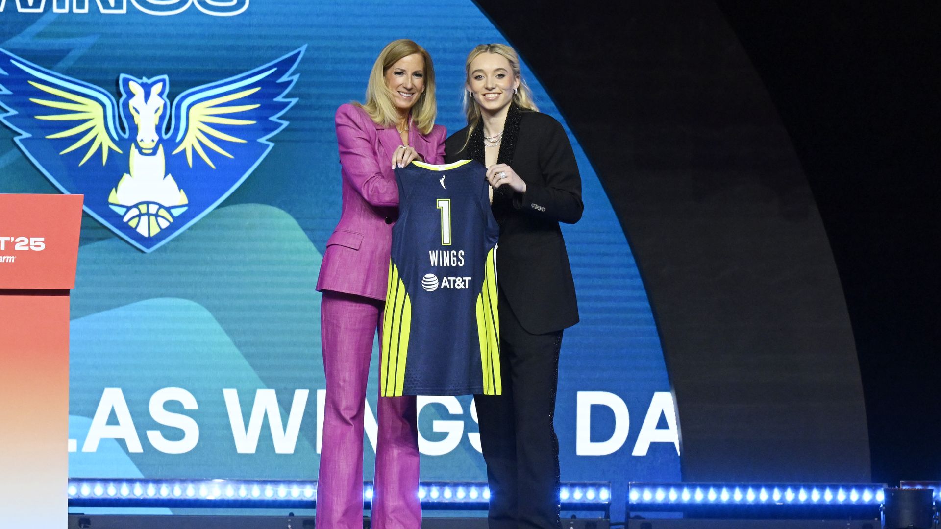Paige Bueckers selected by Dallas Wings in WNBA draft - Axios Dallas