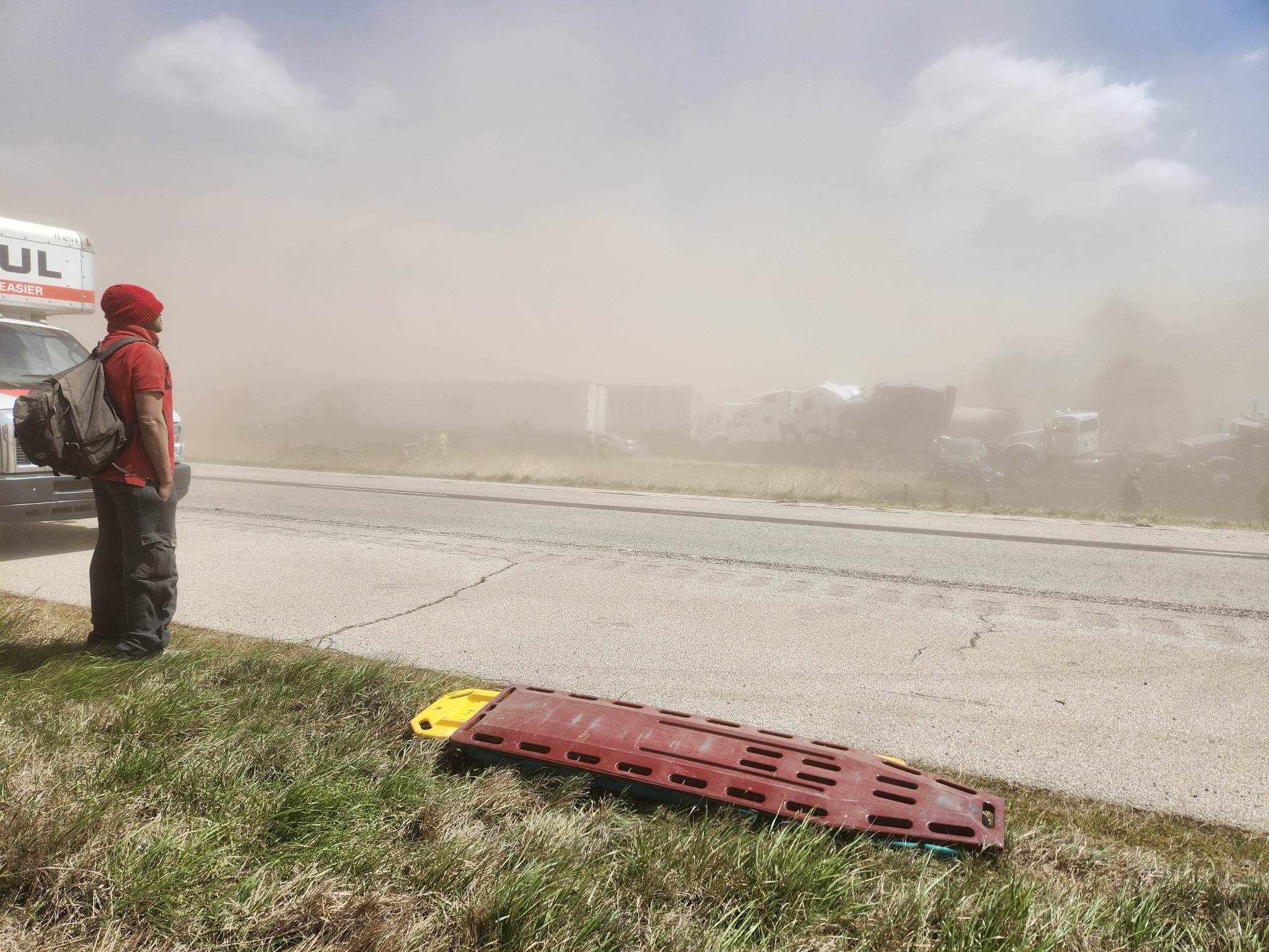 Illinois dust storm vehicle crashes: At least 6 killed, dozens injured