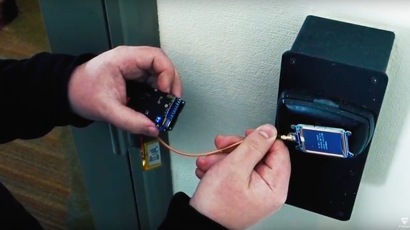 World's most popular hotel door lock vulnerable to hackers