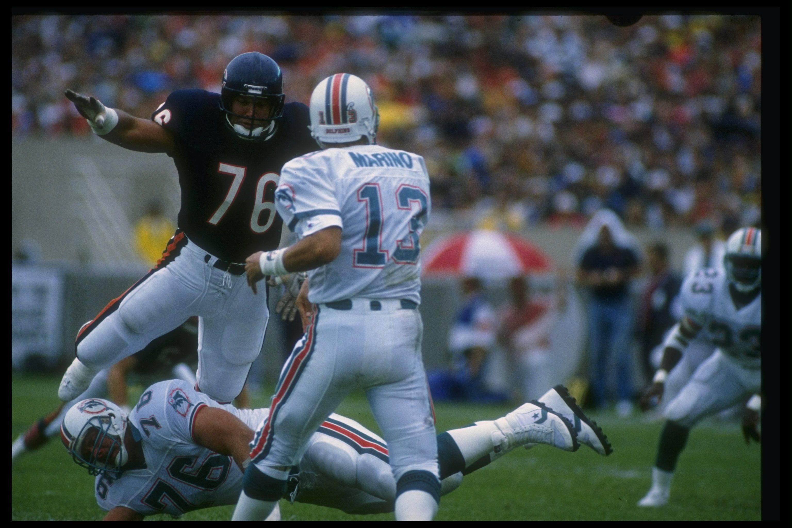 Photos: Chicago Bears Hall of Fame defensive tackle Steve McMichael in ...