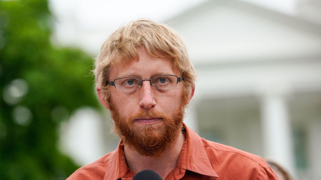 Environmentalist Ben Beachy moves to White House