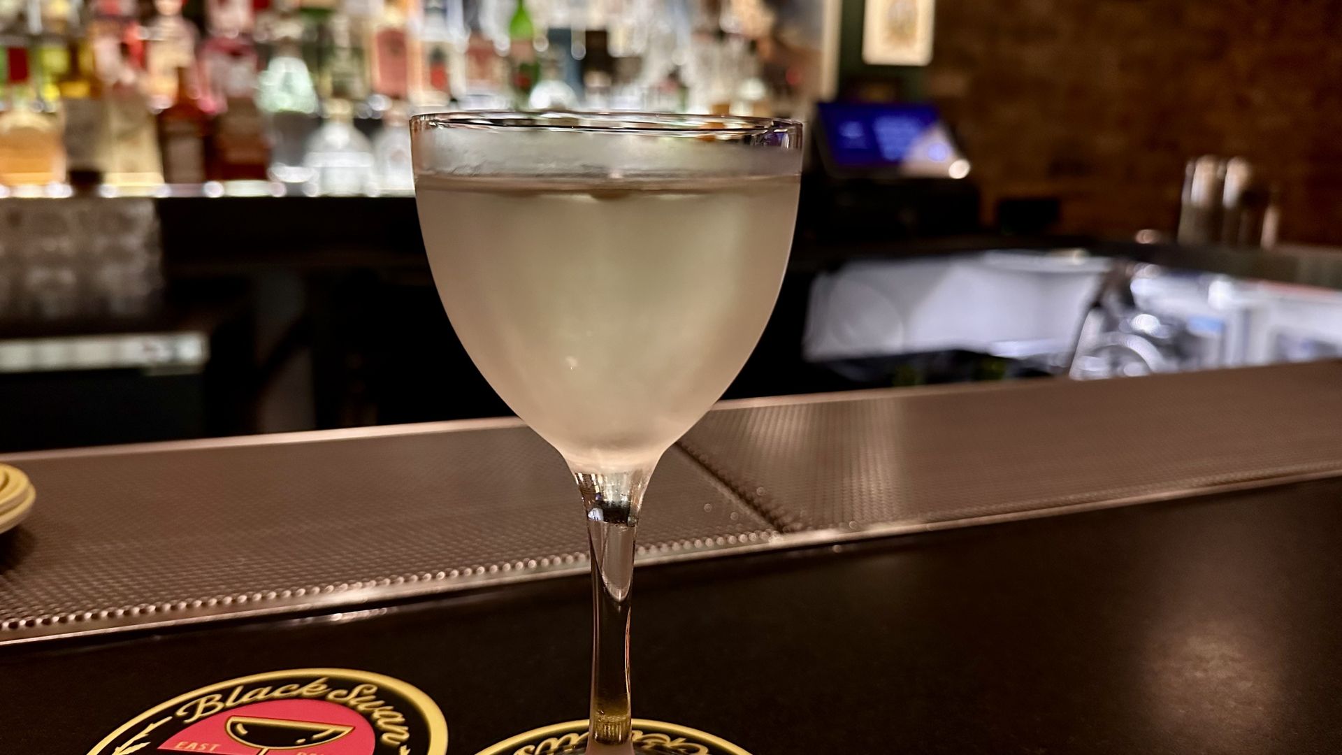 One cocktail to go: Black Swan Saloon - Axios Dallas