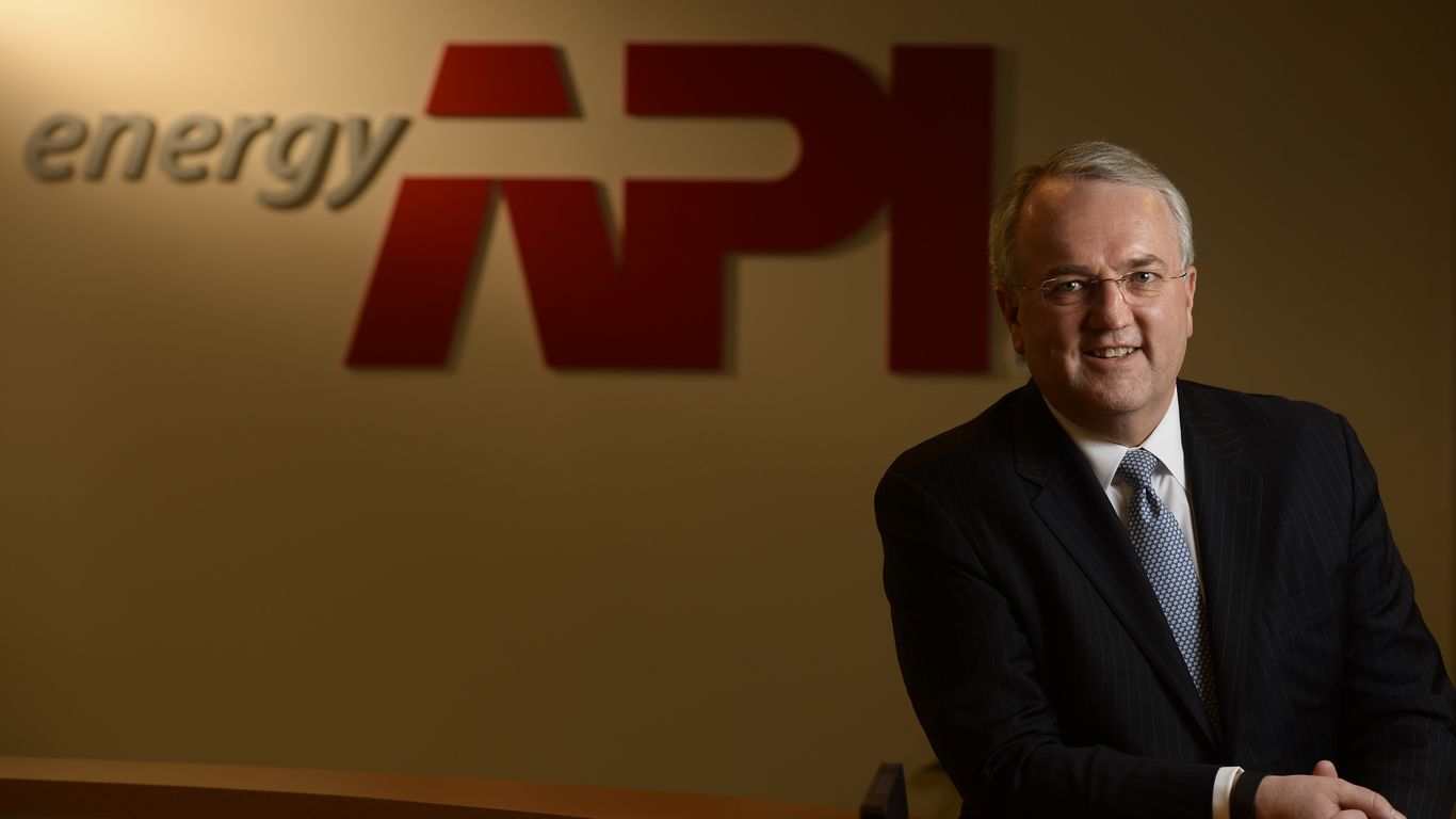 CEO of major U.S. oil trade group to step down