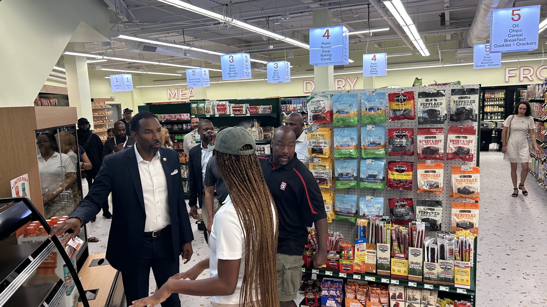 Downtown Atlanta welcomes Azalea Fresh Market - Axios Atlanta