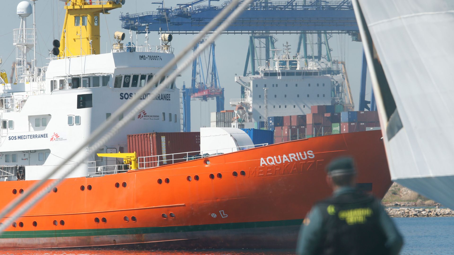Aquarius rescue ship continues to cause political headaches in Europe