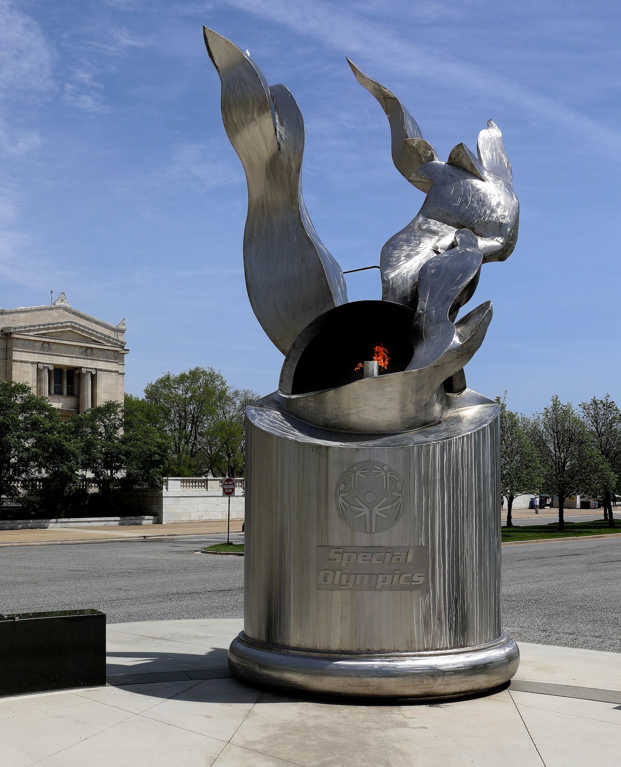 Where to see Richard Hunt's sculptures in Chicago - Axios Chicago