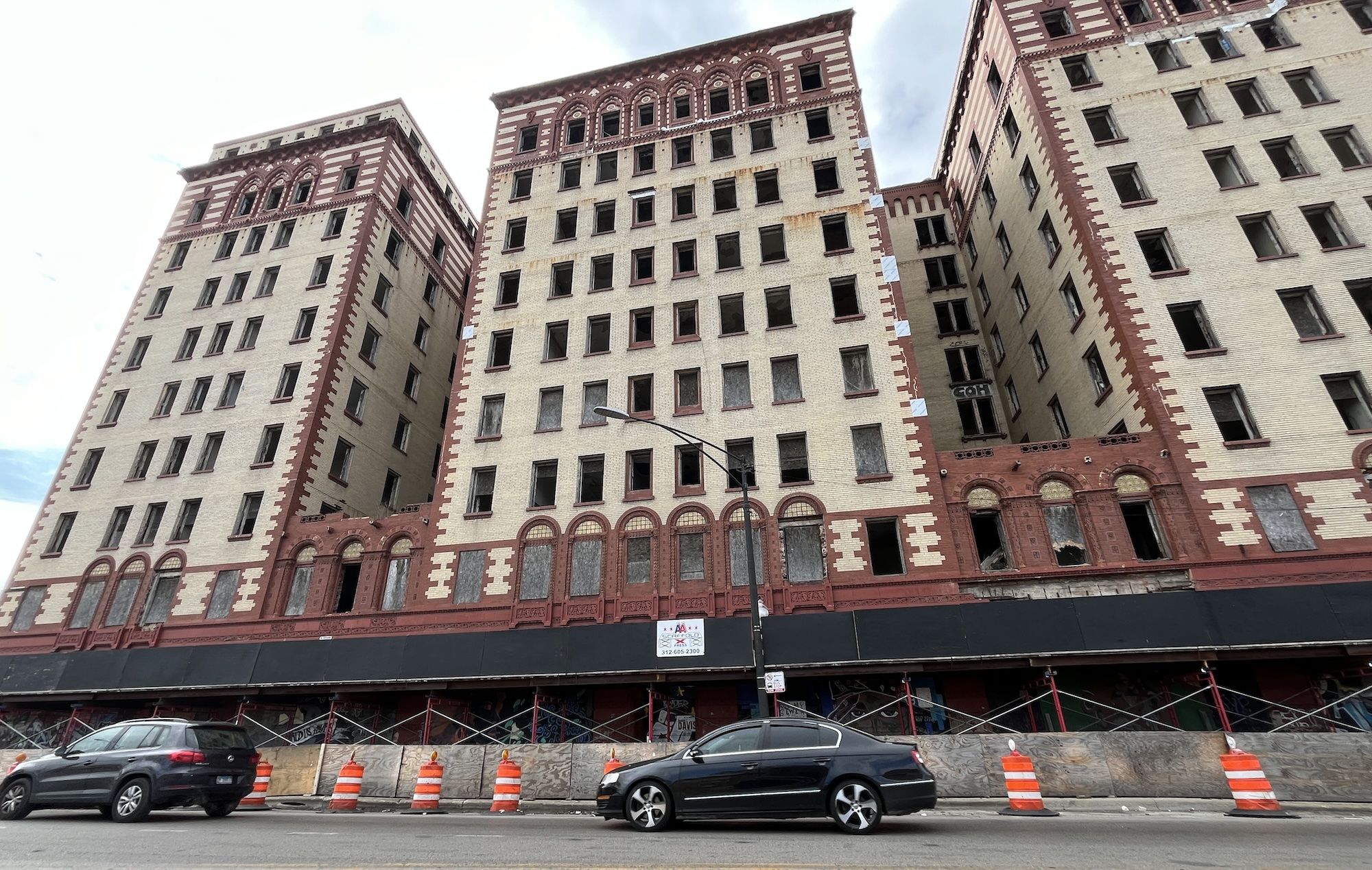 Chicago's worst eyesores: Vacant buildings blanket the city - Axios Chicago