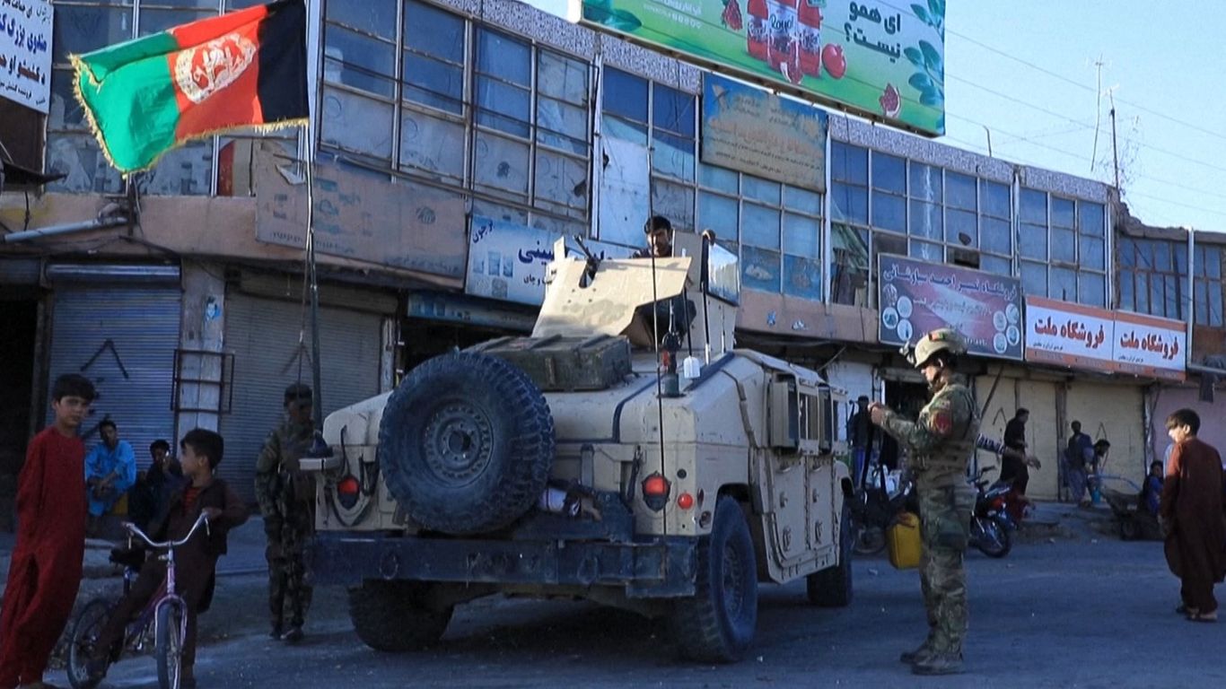 Taliban captures six Afghan provincial capitals