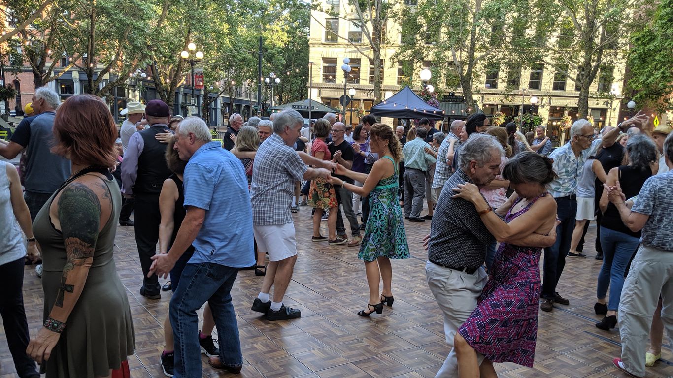 Seattle's Dancing til Dusk event offers weeks of dancing outdoors ...