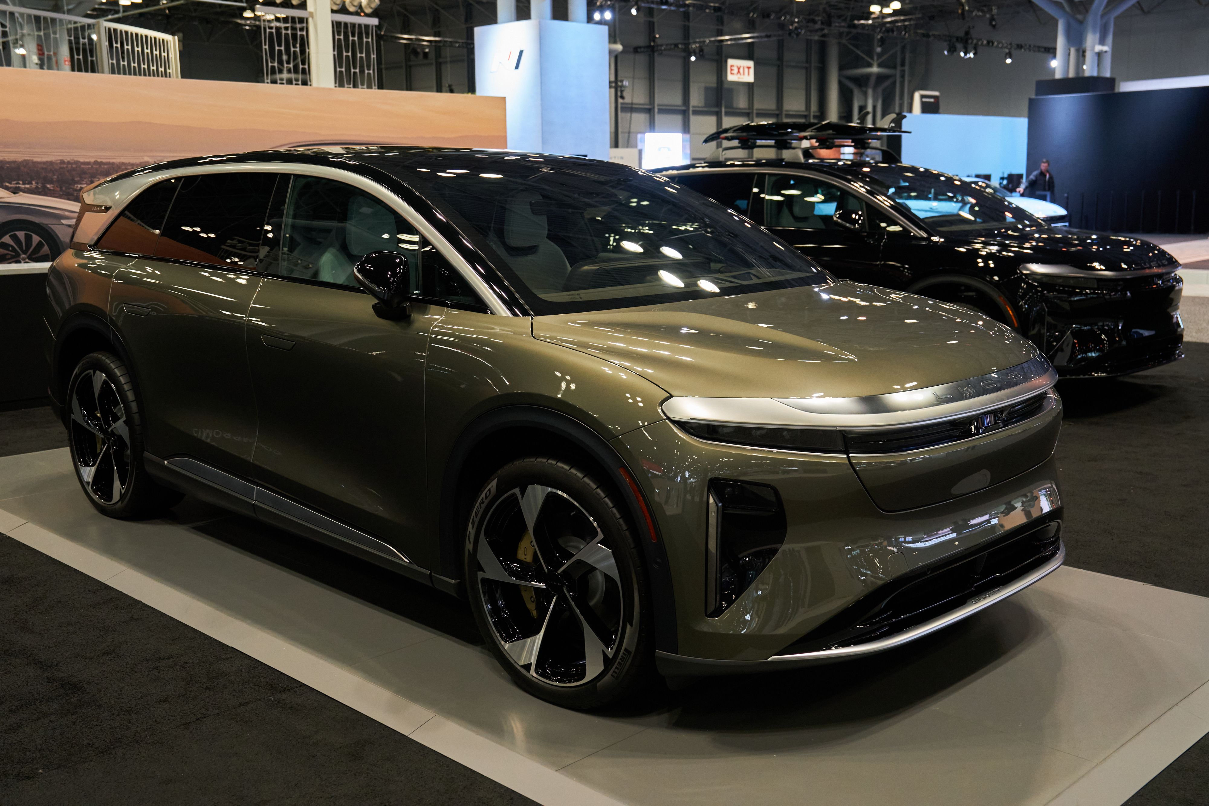 Lucid Air EV: Axios Review