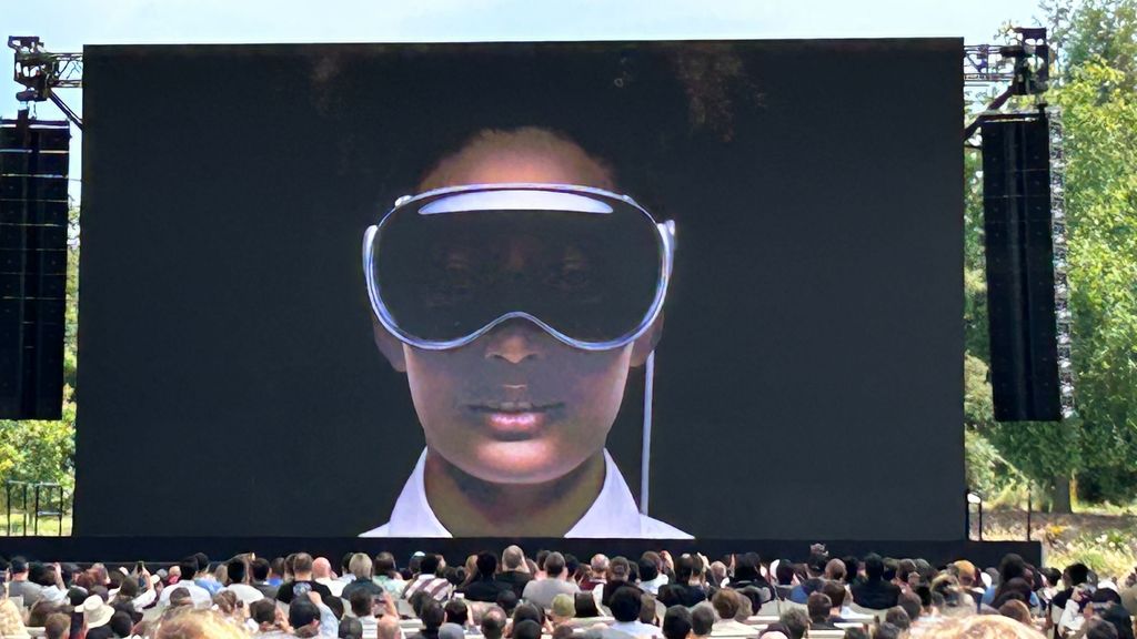 Apple announces Vision Pro, a mixed reality headset