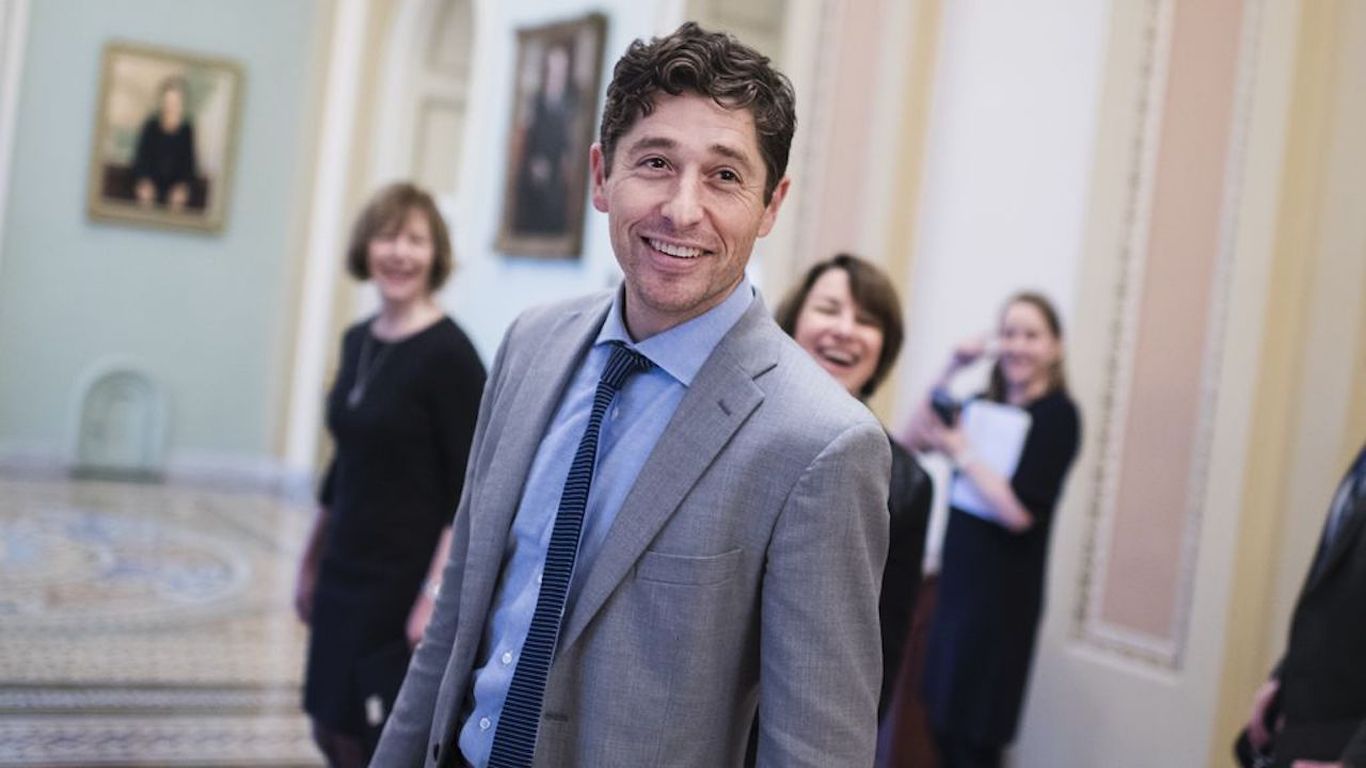 Trump vs. Democratic mayors