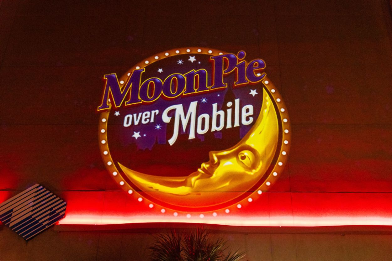 Best New Year's Eve drops in America outside of Times Square, from ...