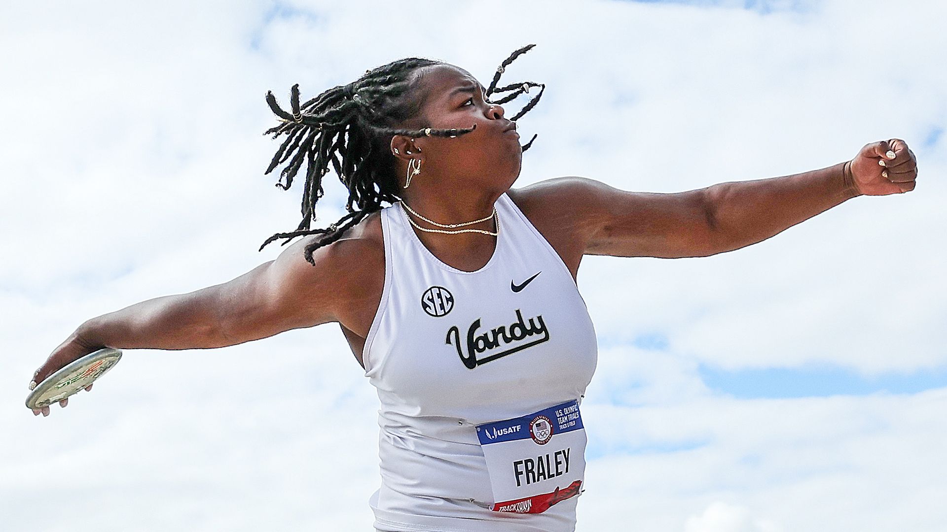 Flavor Flav and Alexis Ohanian help Olympian Veronica Fraley, a Raleigh ...