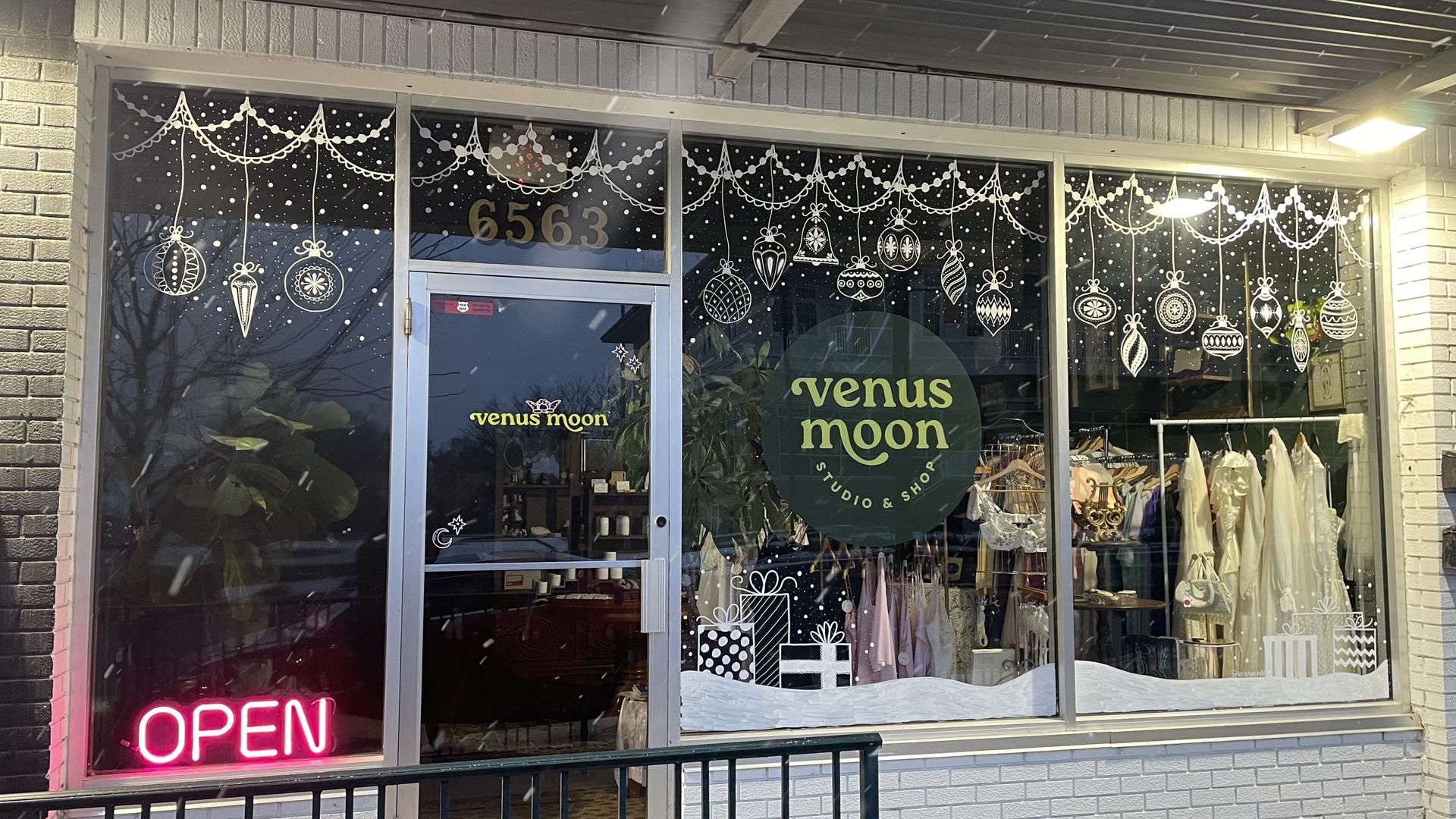 Venus Moon vintage store and art studio opens in Windsor Heights ...