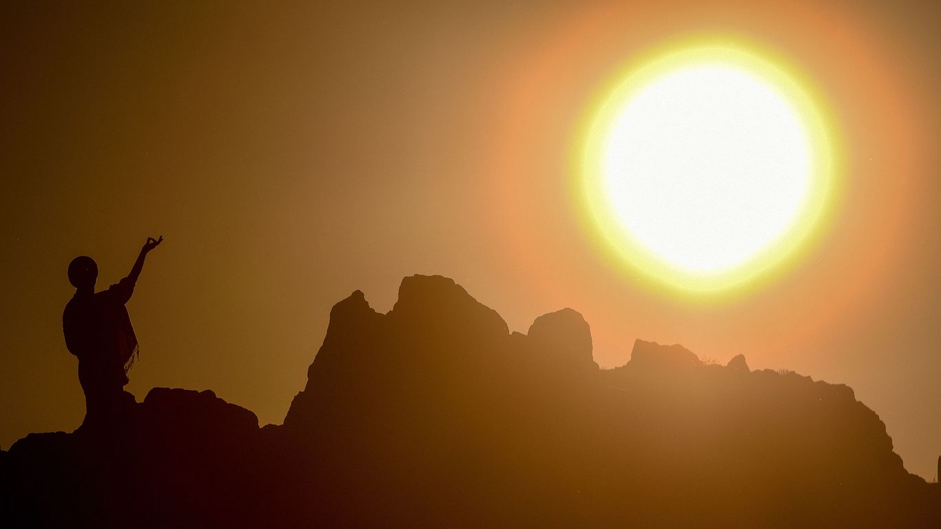 Summer solstice: Why the first day of summer is the longest day of year