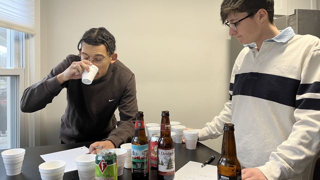 Axios Detroit's favorite Christmas beer - Axios Detroit