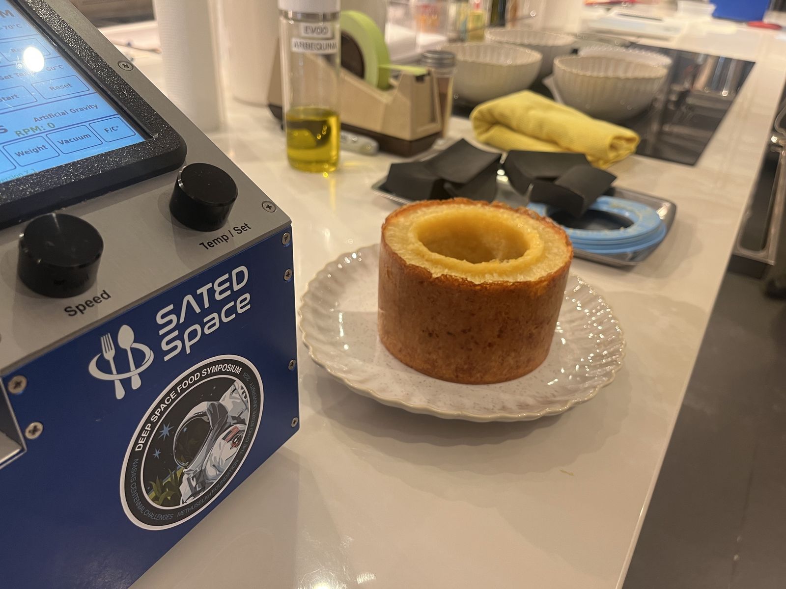 José Andrés Group is testing space food for cooking in orbit - Axios ...