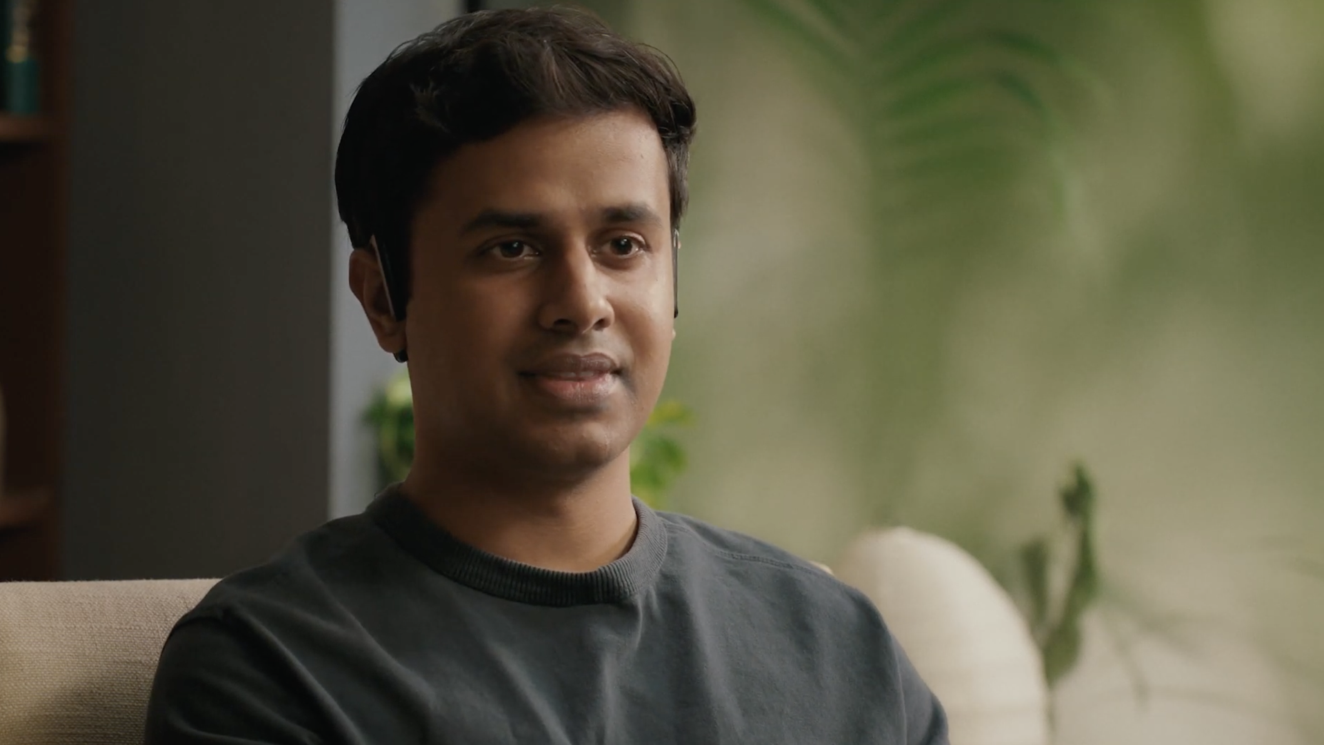 AlterEgo startup lets you query AI, command computers with "silent speech"