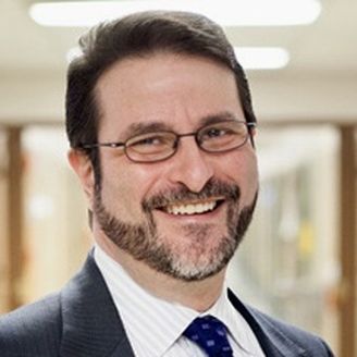 Aaron Packman - Axios