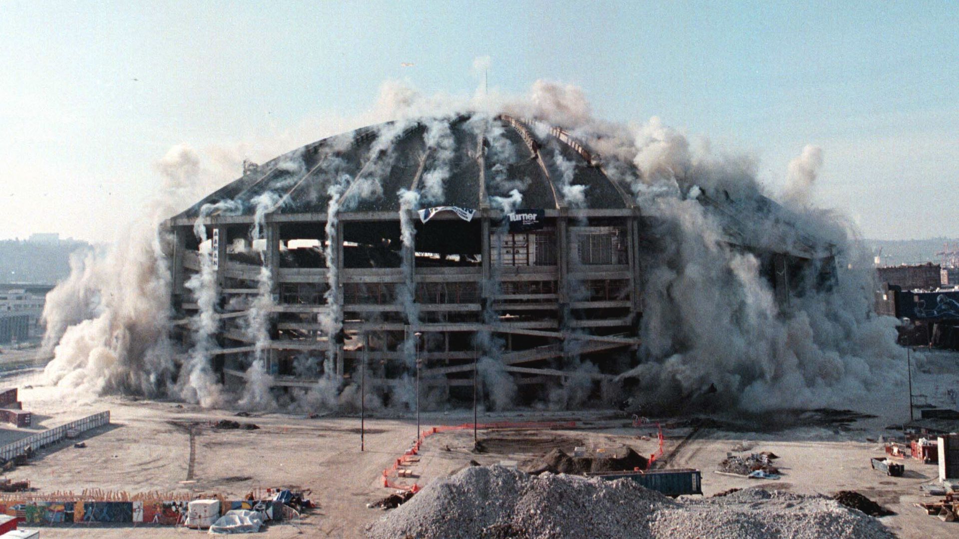 Remembering the fall of Seattle's Kingdome, 25 years later - Axios Seattle