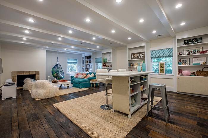 10,000-square-foot home on 33 acres in Newton asks $2.3 million - Axios ...