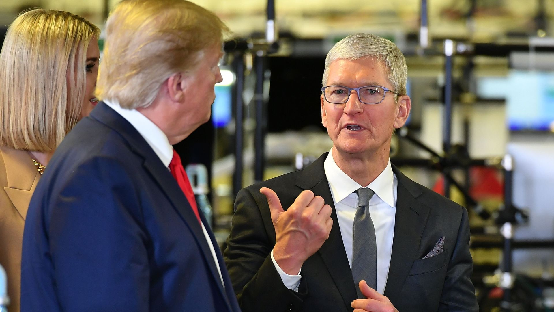 Apple CEO Tim Cook donates $1 million to Trump inauguration