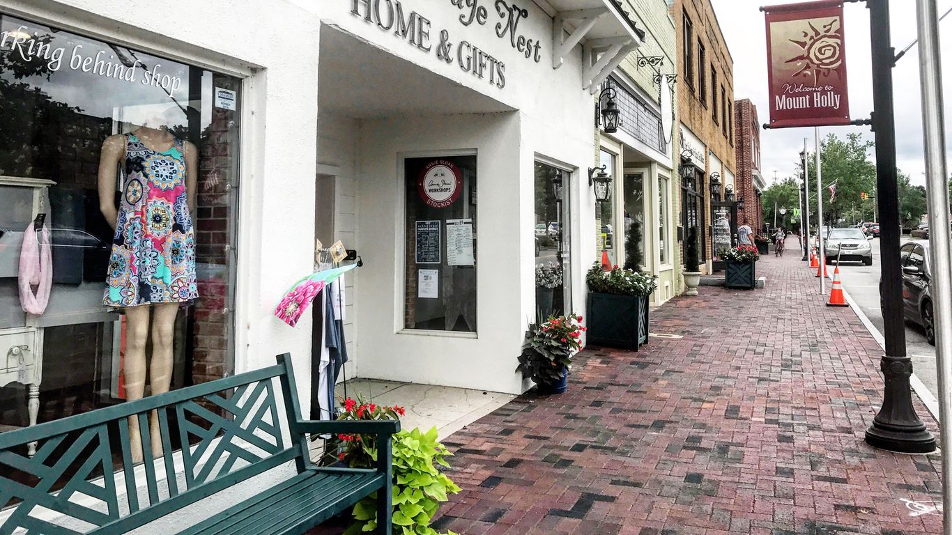 9 things to see, do and eat in downtown Mount Holly, 30 minutes west of ...