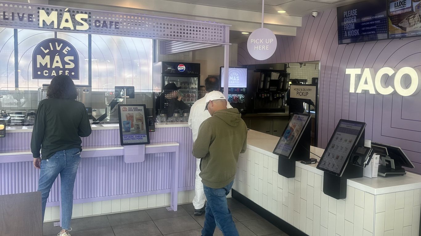 We tried Taco Bell's new Live Más Café in Chula Vista - Axios San Diego
