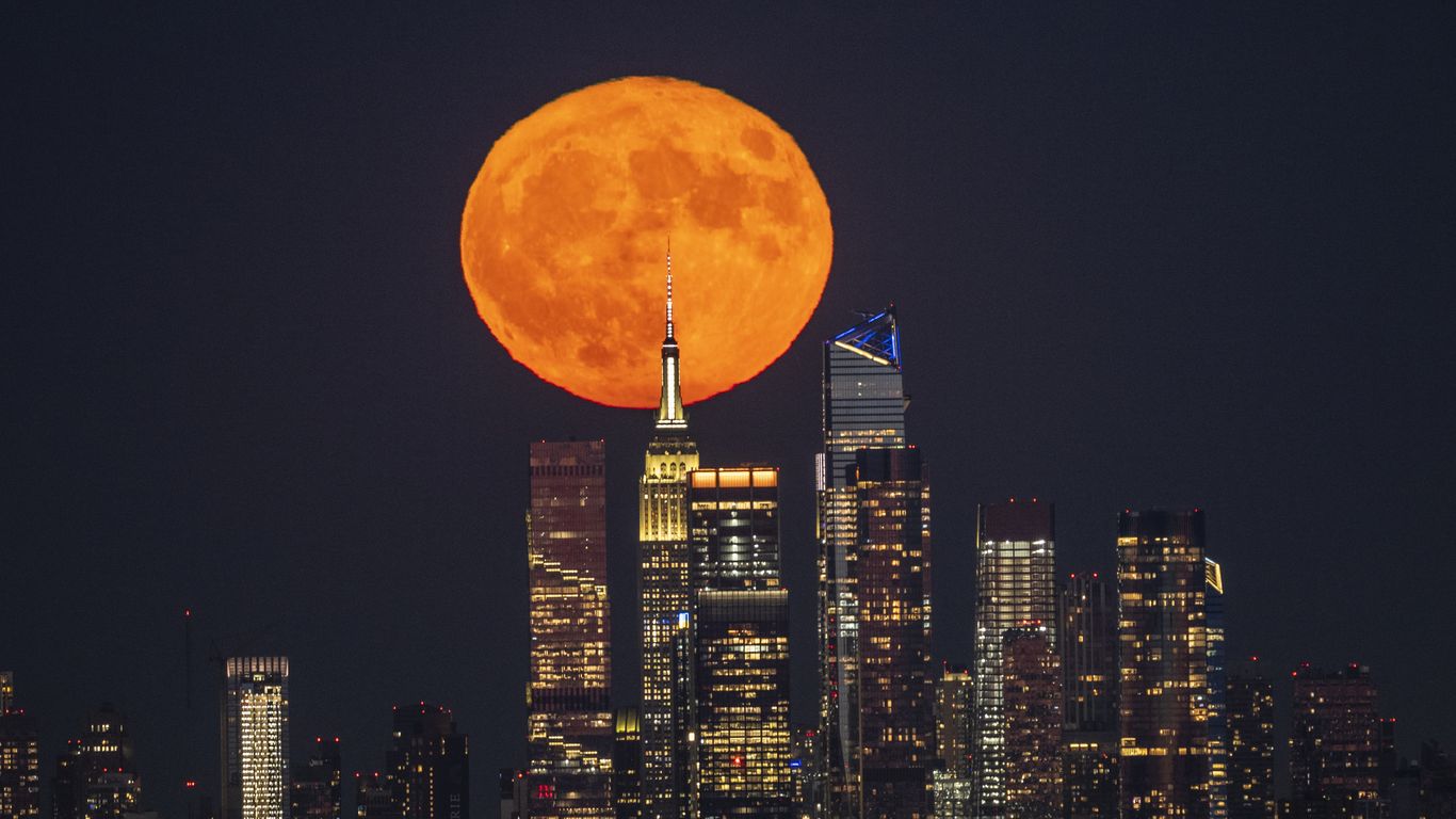 Where, when and how to see 2 supermoons this August