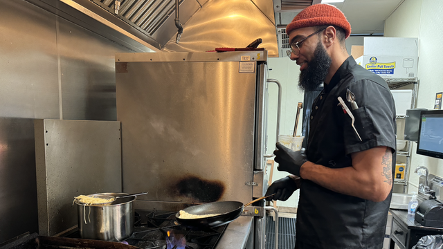 Oak Cliff chef Carl Harris tests restaurant at Arlington's Kitchen ...