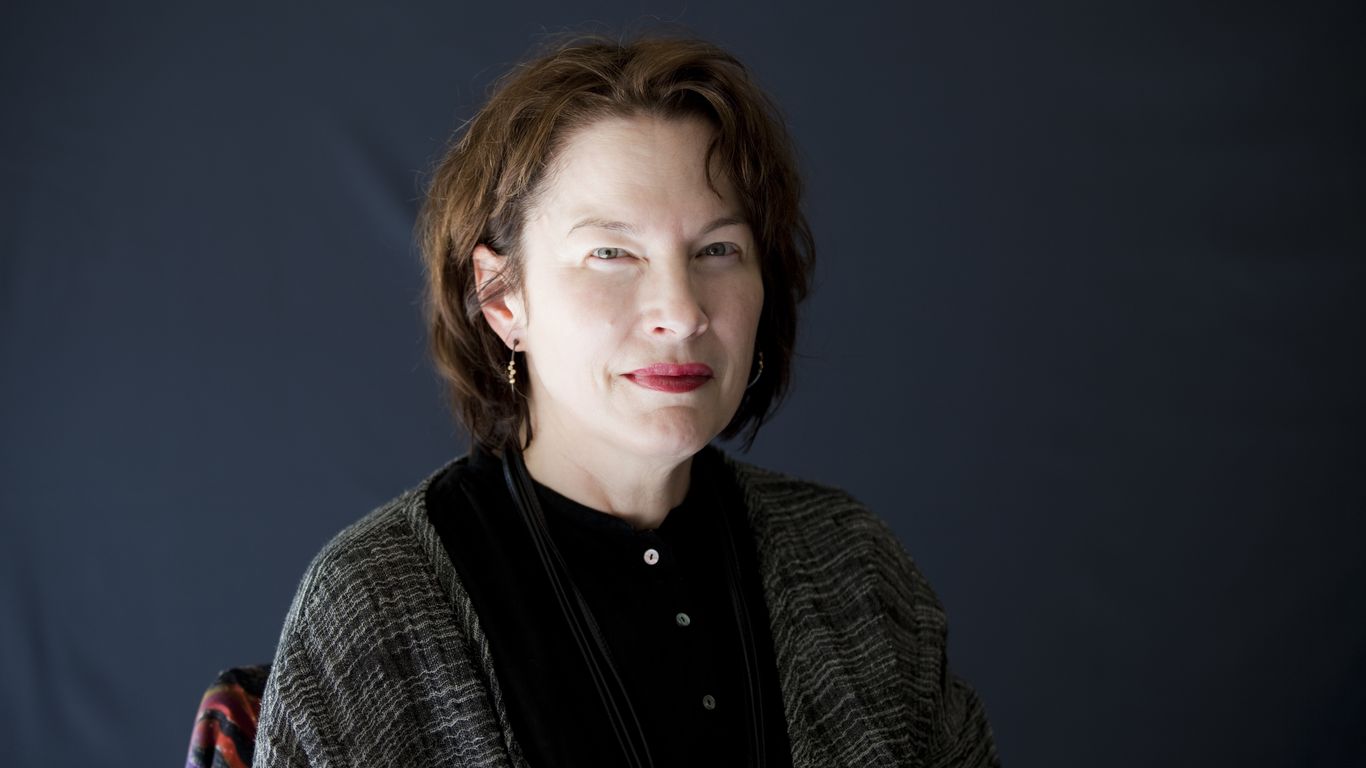 Author Alice Sebold apologizes to man wrongly jailed for 16 years