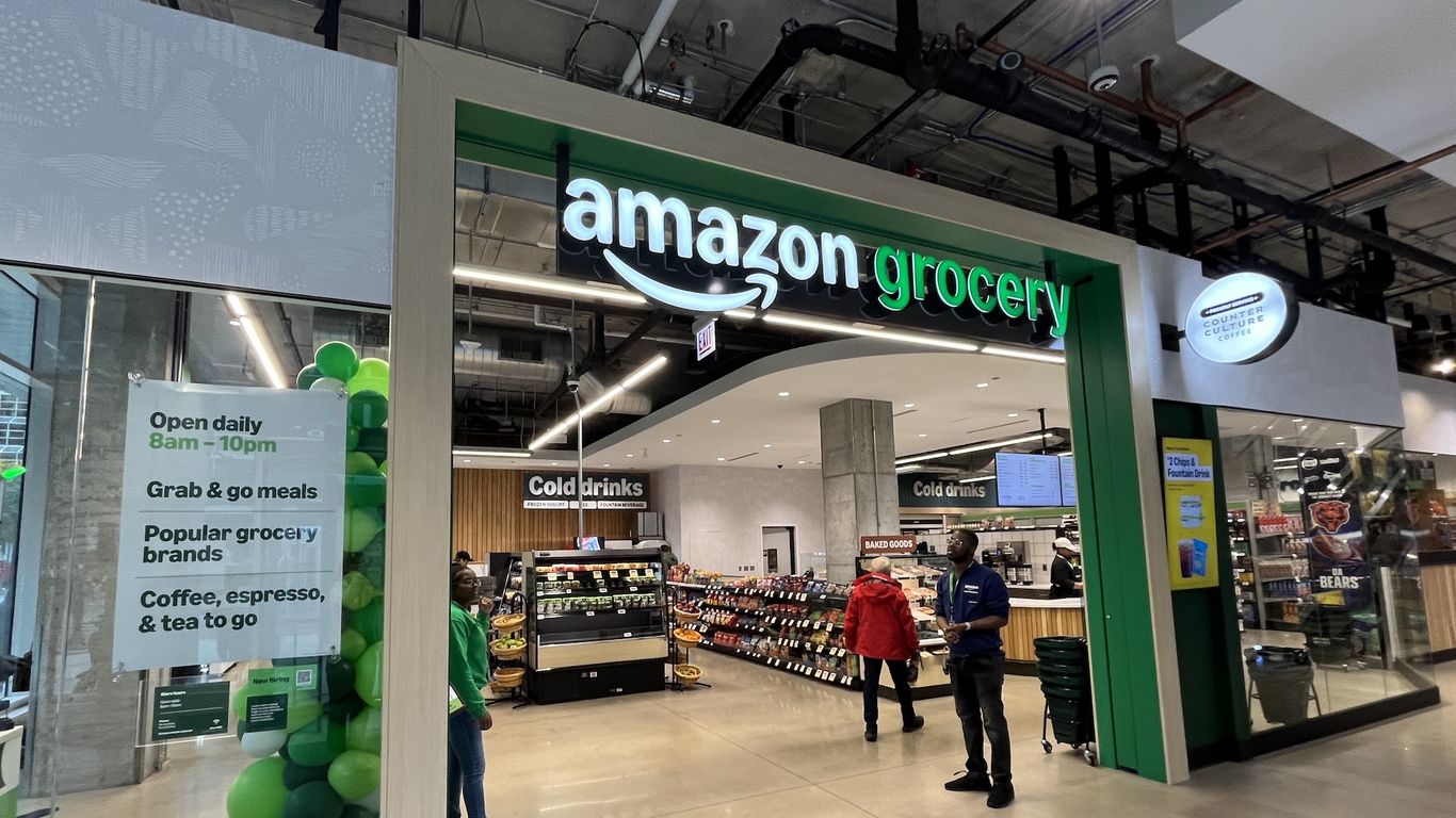 Amazon Grocery opens in downtown Chicago - Axios Chicago