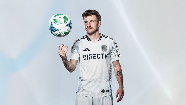 SDFC jersey reveal - Axios San Diego