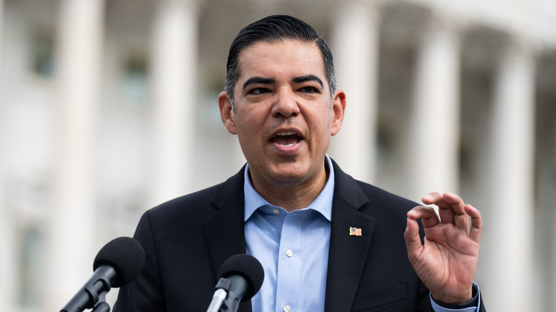 Rep. Robert Garcia elected top Democrat on House Oversight Committee