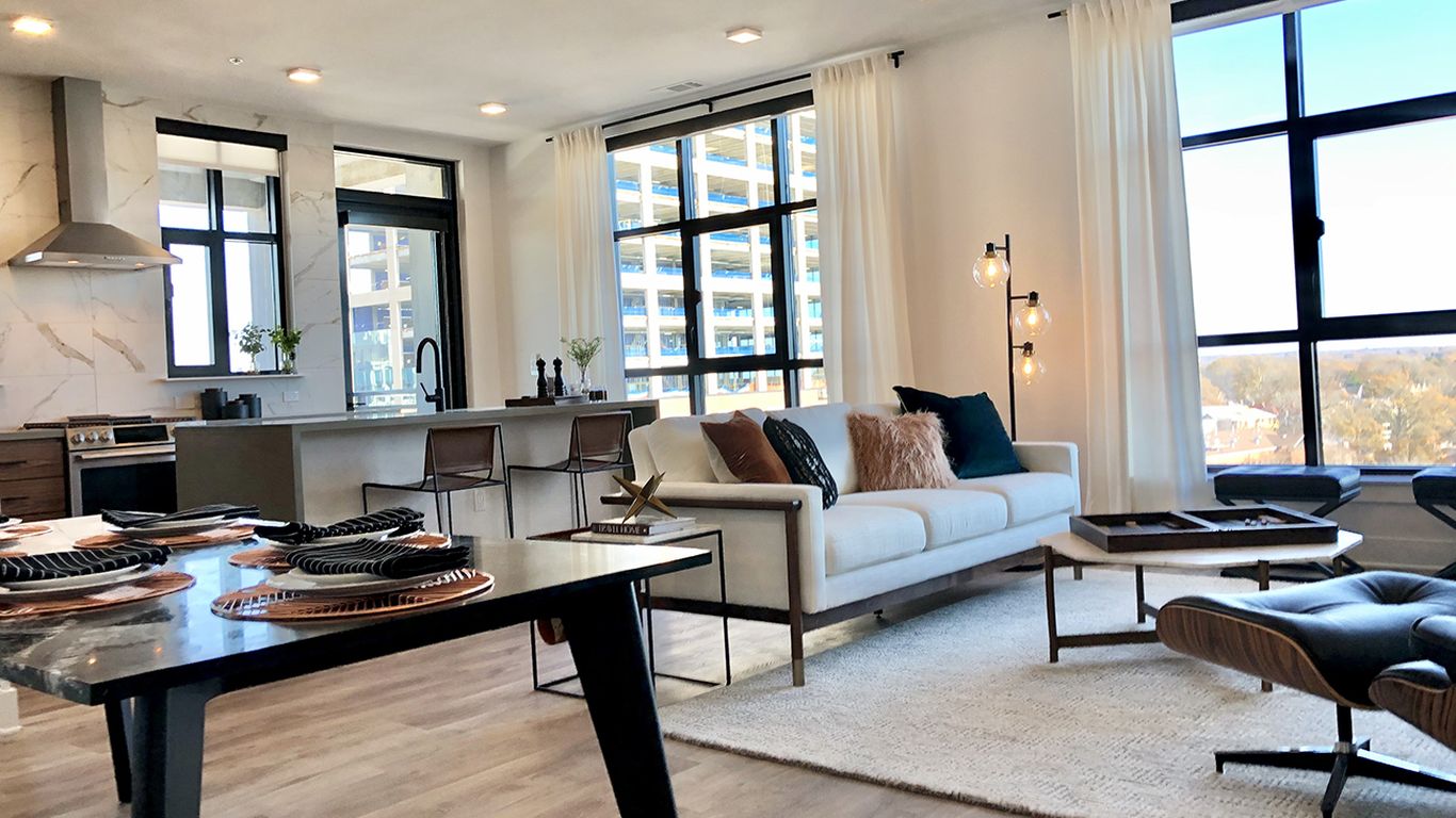 High-rise luxury apartments at the Hawk in South End now leasing for ...