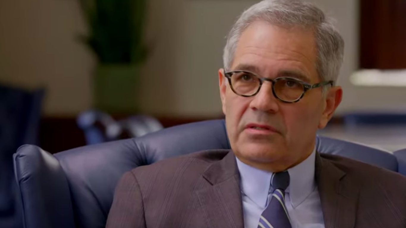 Preview: "Axios on HBO" interview with Philadelphia DA Larry Krasner