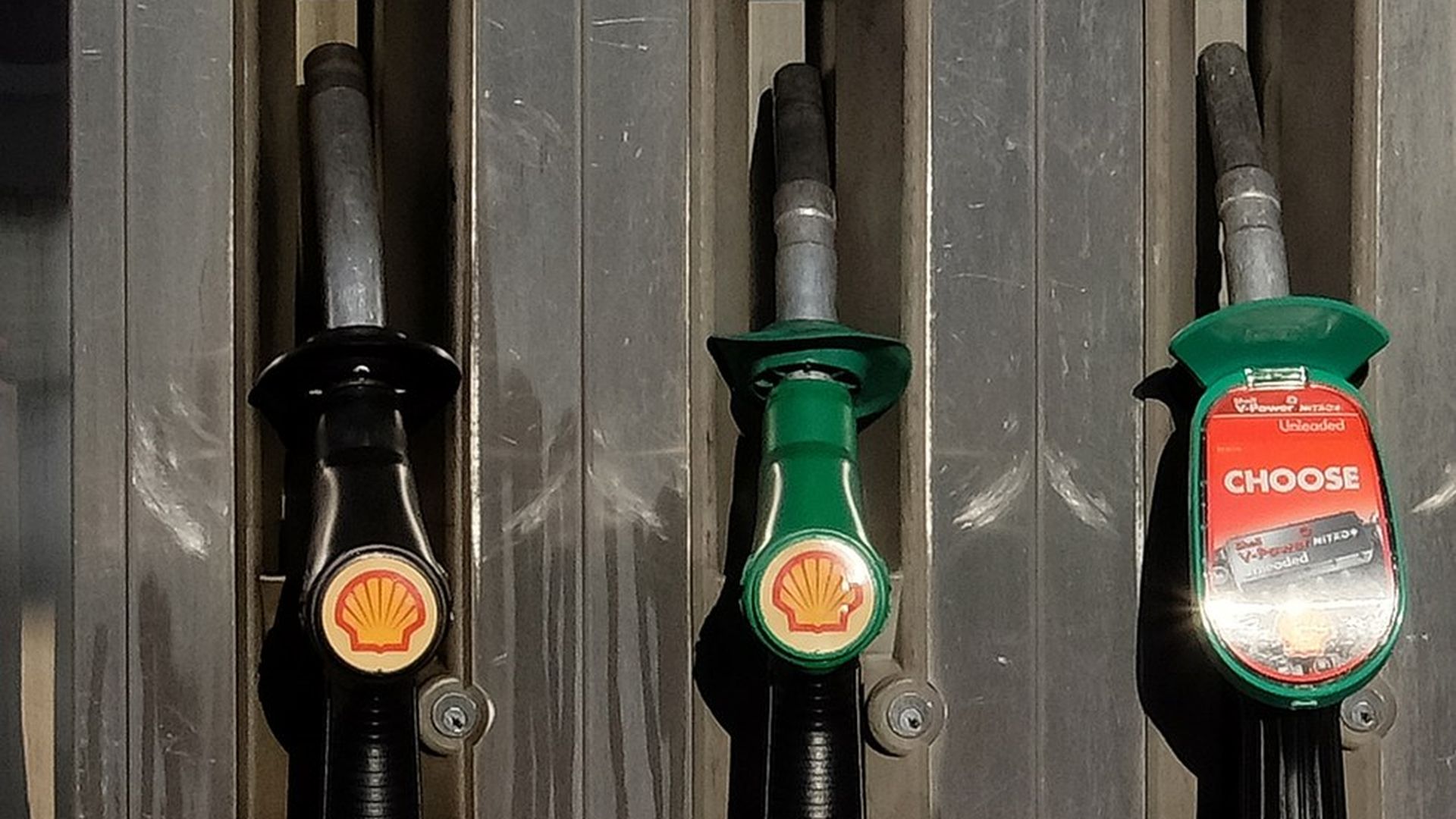 Shell pledges to cut carbon footprint in half by 2050