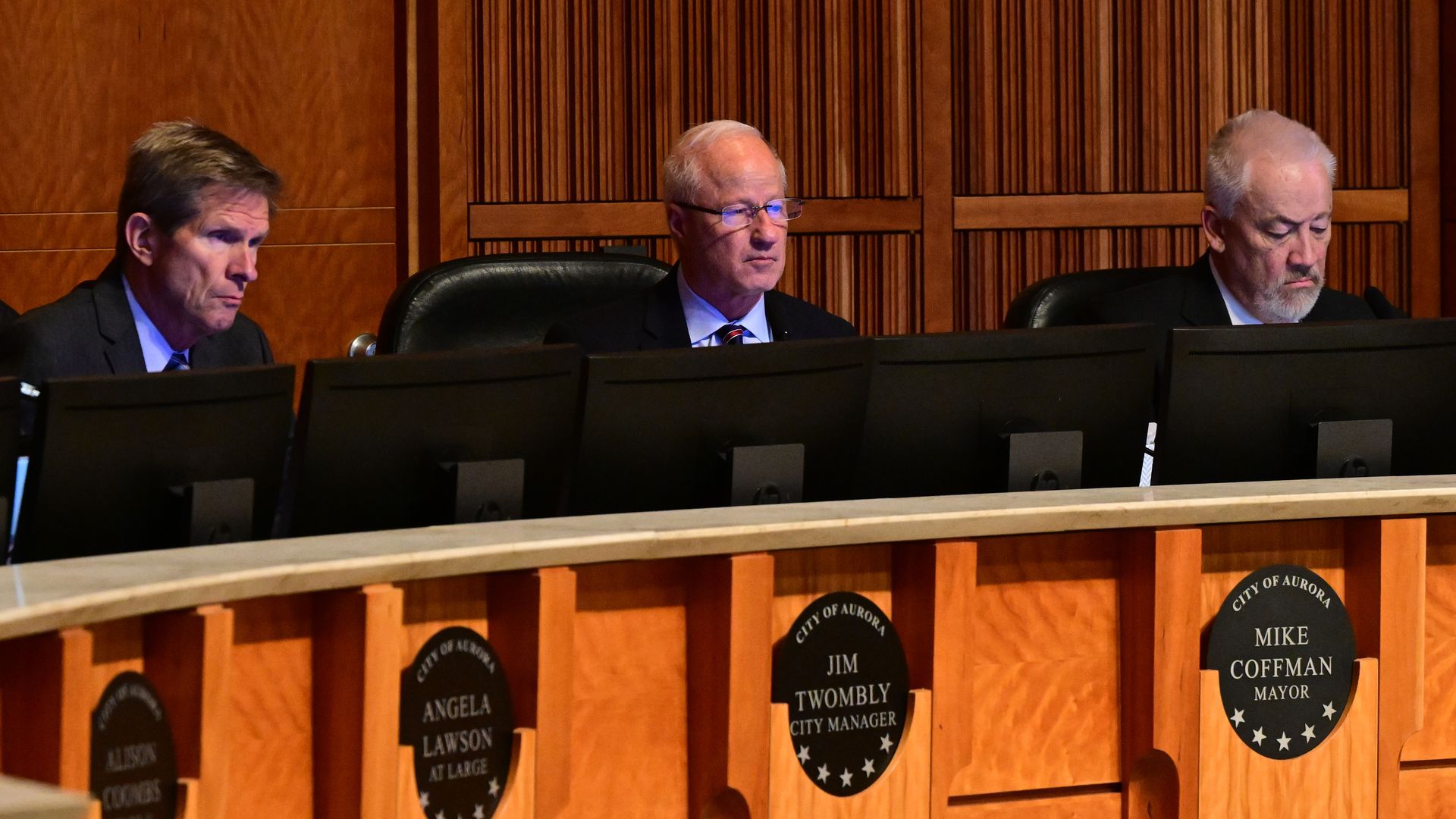 Aurora council votes to stop sending police to Denver during ...