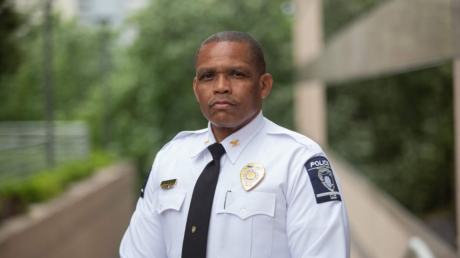 City names Johnny Jennings new CMPD chief - Axios Charlotte