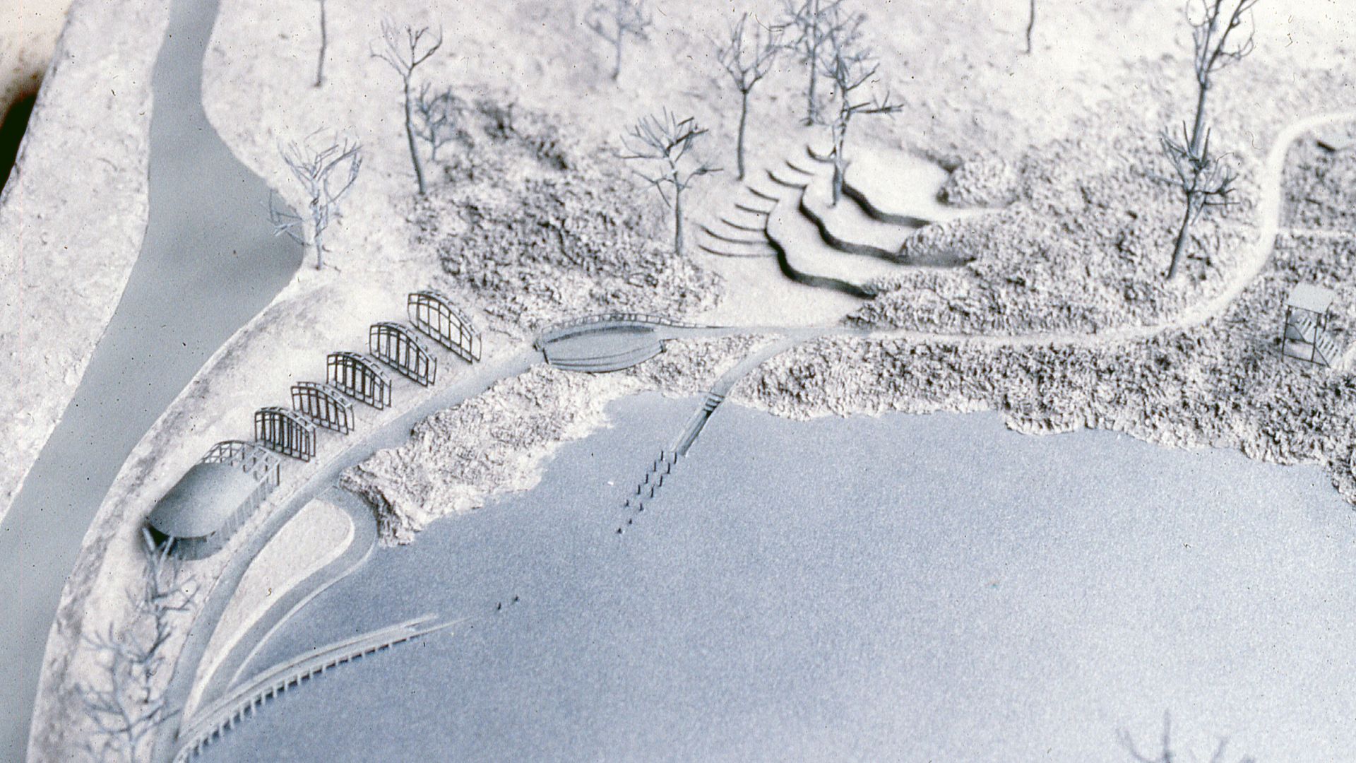 Artist sues Des Moines Art Center to stop Greenwood Pond art demolition ...